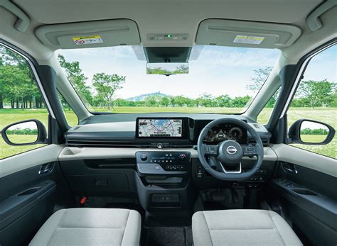 Nissan Minivan 2024 Inside