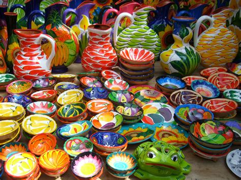 Un Poco De Color Mexican Pottery Mexican Art Pottery