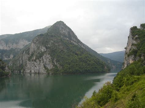 Reka Lim Sandzak Travel