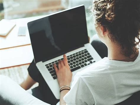 How To Build A Data Analyst Portfolio