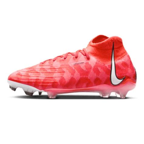 Best Soccer Cleats For Women The Latest Ranges From Nike Puma And