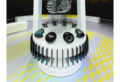 Samsung Showcases Futuristic Circular Oled Display In 2024 Mini Cooper Ev Concept Gear Musk