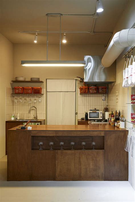 No2029 빈집 Vinzip 화이트톤 모던하면서 따뜻한 분위기의 15평 와인룸 인테리어 카페 인테리어 디자인 카운터 디자인 인테리어