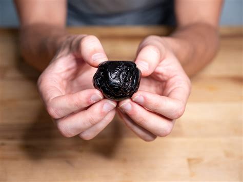 How To Make Wild Lettuce Extract Feral Foraging