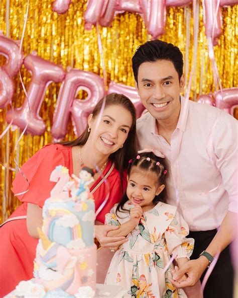 ภรรยา เอส กันตพงศ์ จับมือสามีแน่น เผยข้อความบีบหัวใจ ฉันและลูกต้องการคุณ