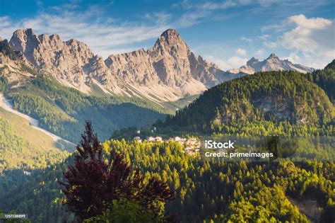오르티세이 세인트 울리히 우르티제이 마을 돌로미테스 알프스 산맥 트렌티노 알토 아디게 사우스 티롤 이탈리아 유럽 0명에 대한 스톡 사진 및 기타 이미지 Istock