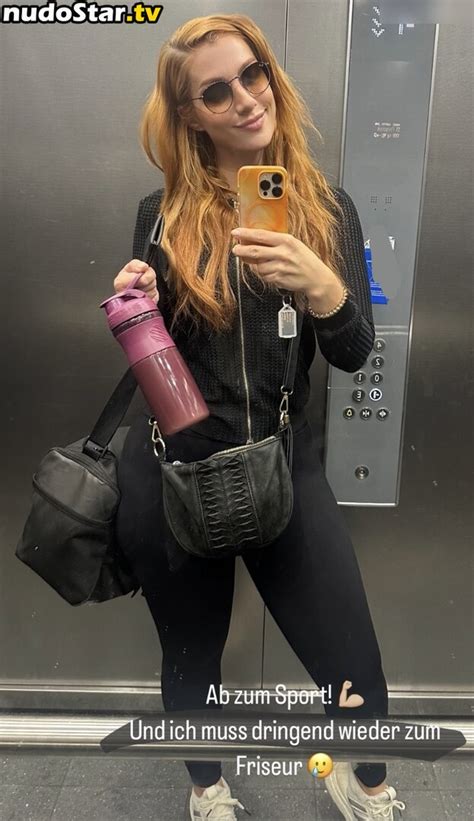 Lara Loft Lara Loft Laraloft Sarahtoninx Nude OnlyFans Photo Nudostar TV