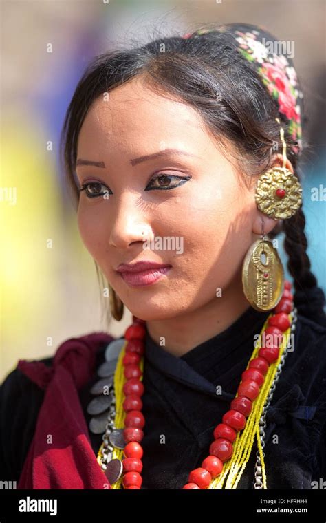 Nepal Nepalese Woman Traditional Dress Makeup Celebration Wedding