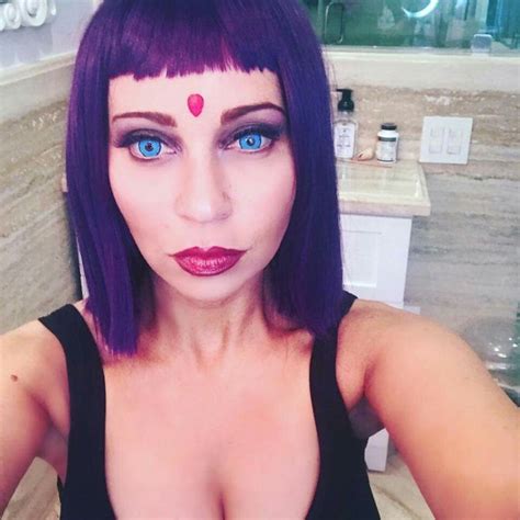 Tara Strong Cosplay Raaf