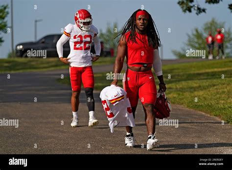 Kansas City Chiefs Cornerback Trent Mcduffie 22 And Kansas City