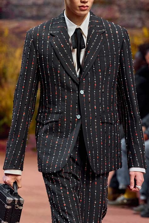 Louis Vuitton Fall 2024 Menswear Collection Menswear Black Outfit