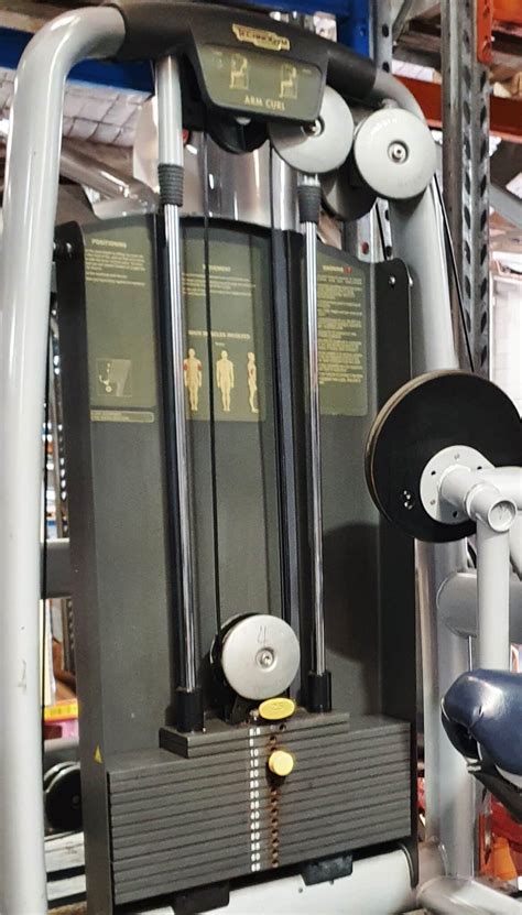 Technogym Selection Series Bicep Curl Gym Solutions
