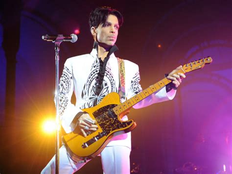Prince Guitars And Gear List Guitar Space