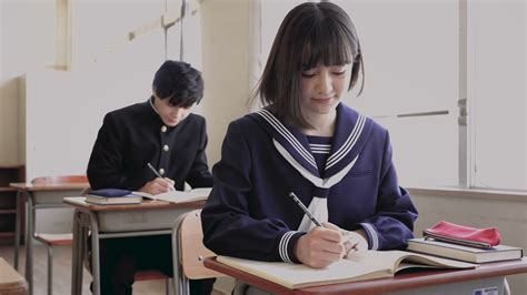 女子中学生さん。お金を貰ってカーsex。 男性は逮捕 究極ちゃんねる