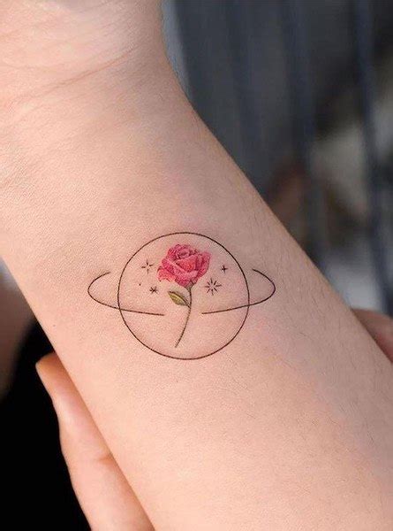 طرح تاتو گل رز نمادشناسی و تاریخچه تتو گل سرخ آموزشگاه رز سرخ