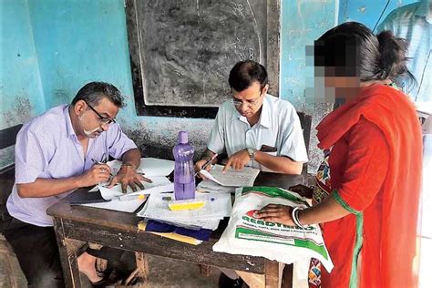 Sex Workers Are Coming Forward To Enroll Their Names In Voter List Anandabazar