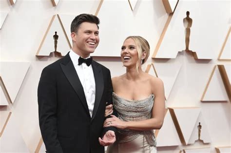 Scarlett Johansson Colin Jost Marry In Private Ceremony Ap News