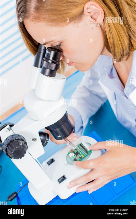 Woman In Modern Electronics Laboratory Stock Photo Alamy