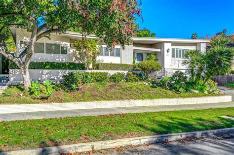 2511 Aberdeen Ave Los Angeles Ca 90027 House Rental In Los Angeles