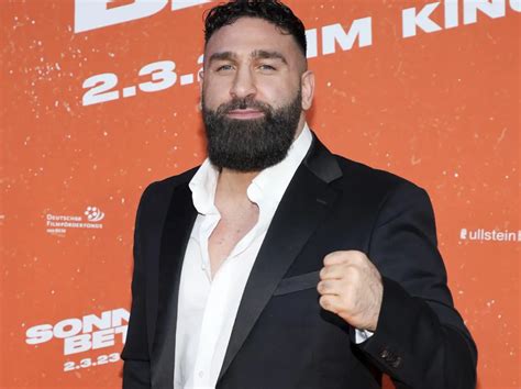 Sinan G Leak Alter Größe Vermögen Familie Alltag And Ernährung Promis Klatsch