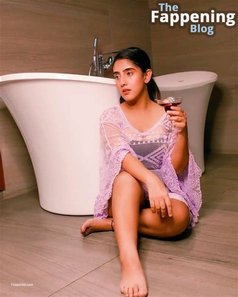 Sameeksha Sud Nude Leaks Onlyfans Photo 5 Thefappening