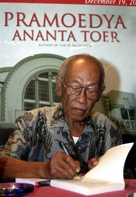 Pramoedya 100 Tahun Bagaimana Karya Karya Pramoedya Ananta Toer