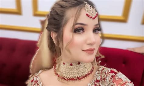 Rabeeca Khan Poses For A Cool Bridal Photoshoot Reviewitpk