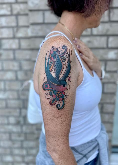 Bonnie Frizzell Tattoos