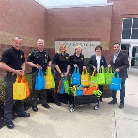 These Easter Bunnies Were Busy The Last Few Weeks🐰 Leah Schrock Miller