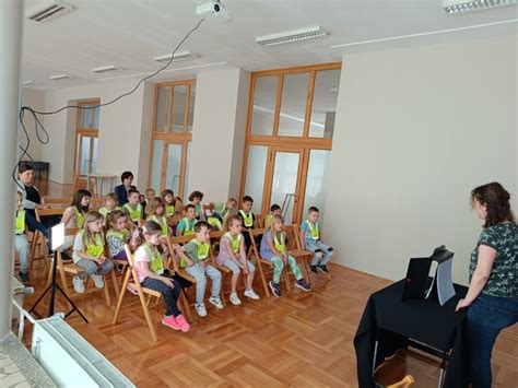 Vrtec Na Obisku Radio Odeon