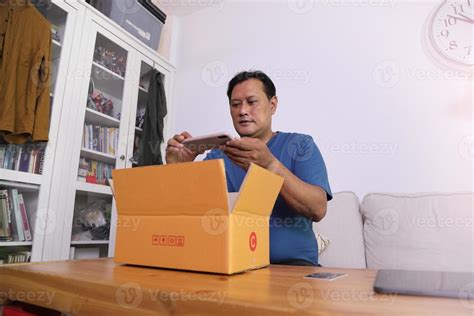 Checking The Mailbox 12973336 Stock Photo At Vecteezy