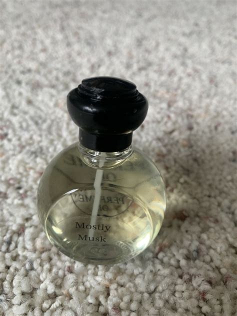 The Body Shop Perfume Oil Mostly Musk Large 30 Ml Size Ebay
