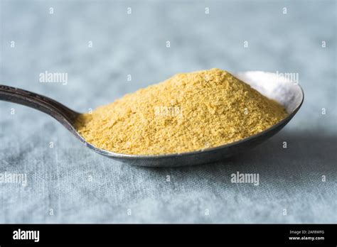Nutritional Yeast Hi Res Stock Photography And Images Alamy