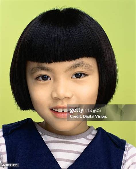 One Girl Only Asian Head To Shoulder Stock Fotos Und Bilder Getty Images