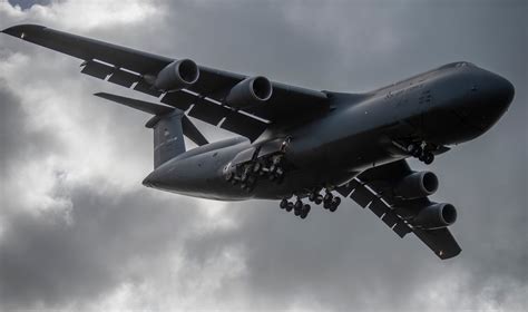 C 5 Landing Gear