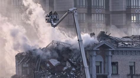 Жінка постраждала під час атаки дронів на Київ