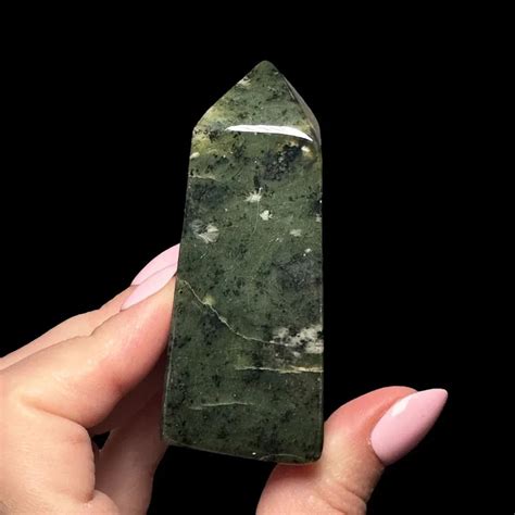 Nephrite Jade Tower Mooncat Crystals