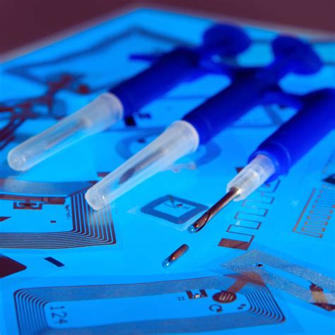 Uhf와 Rfid의 차이점은 무엇인가요