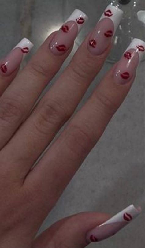 24개 롱 스퀘어 프레스온 네일 빈티지 별자리 미러 파우더 프렌치 스타일 가을and겨울 클래식 가짜 네일 1개 젤리 글루 및 1개 파일 스트립 포함 In 2025