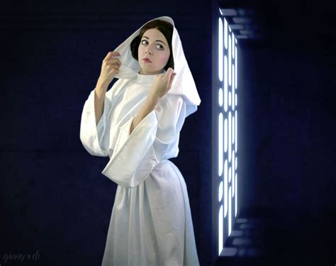 Ginny Di Interview Cosplay Pin Up At Hogwarts Impulse Gamer