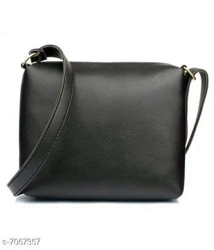 Modern Polyurethane Women Leather Handbag Combo Black At Rs 700 In