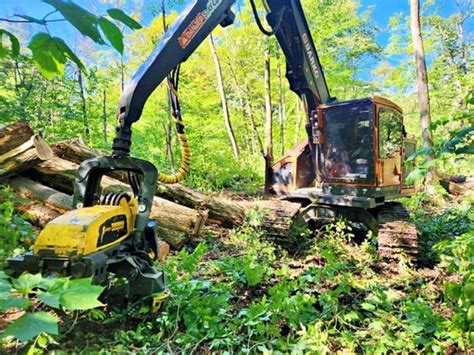 2016 Barko 240b For Sale In Harrisburg Pennsylvania