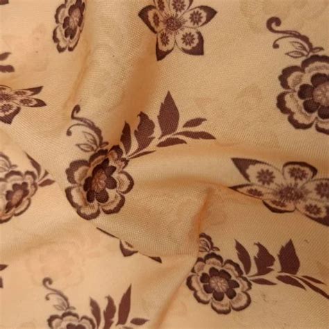 Flower Pattern Digital Printed Poly Swiss Cotton Fabric Gsm 220 At