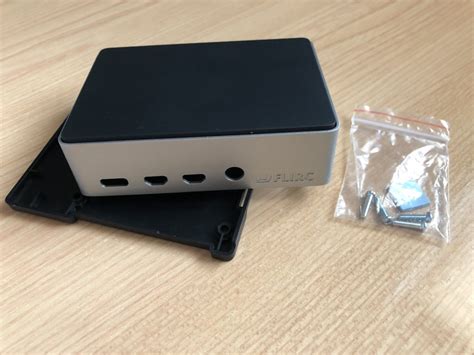 FLIRC Raspberry Pi Case