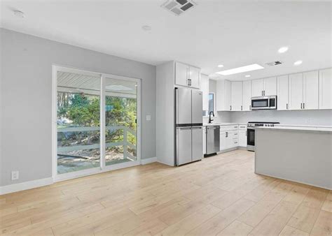 1751 Citracado Pkwy Spc 288 Escondido Ca 92029 Redfin