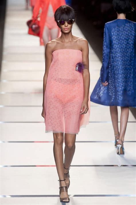 Épinglé Sur Things To Wear