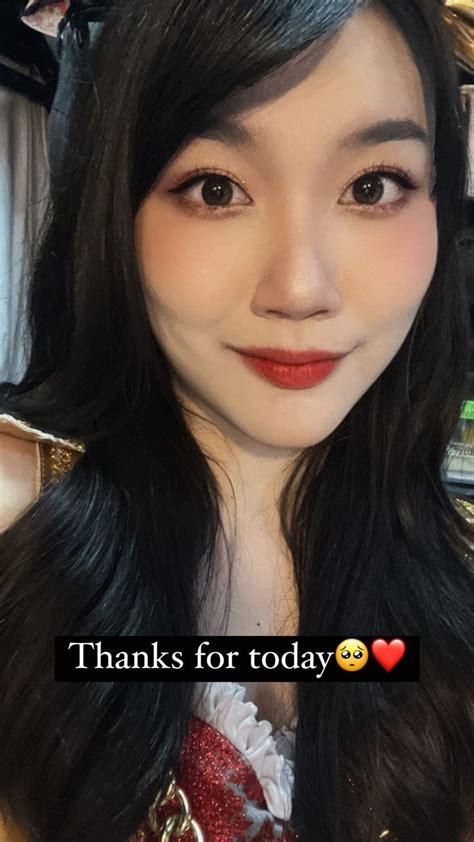 Marsha Jkt48 Ekspresi Wajah Wajah Jatuh Cinta