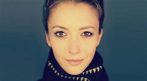 Book Taryn Southern Speaker Agent