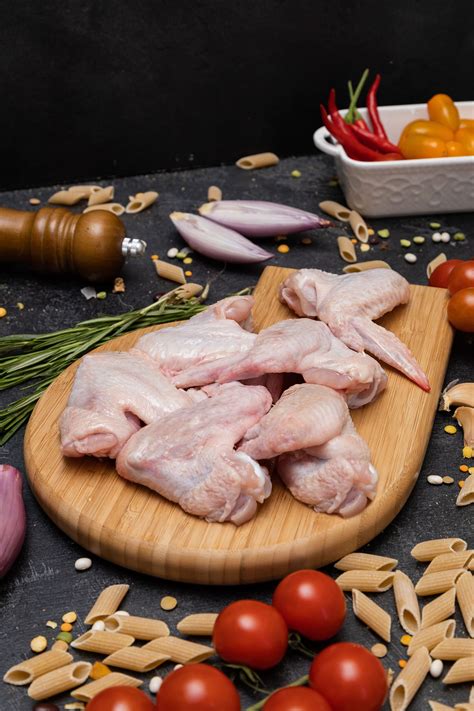 Магазин ООО Вестлайн Охлажденное мясо куры мелким и крупным оптом в СПб