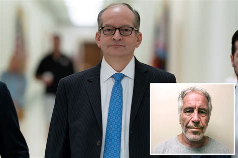 Ghislaine Maxwell Arrest Spy Planes Armed Agents Used In Takedown